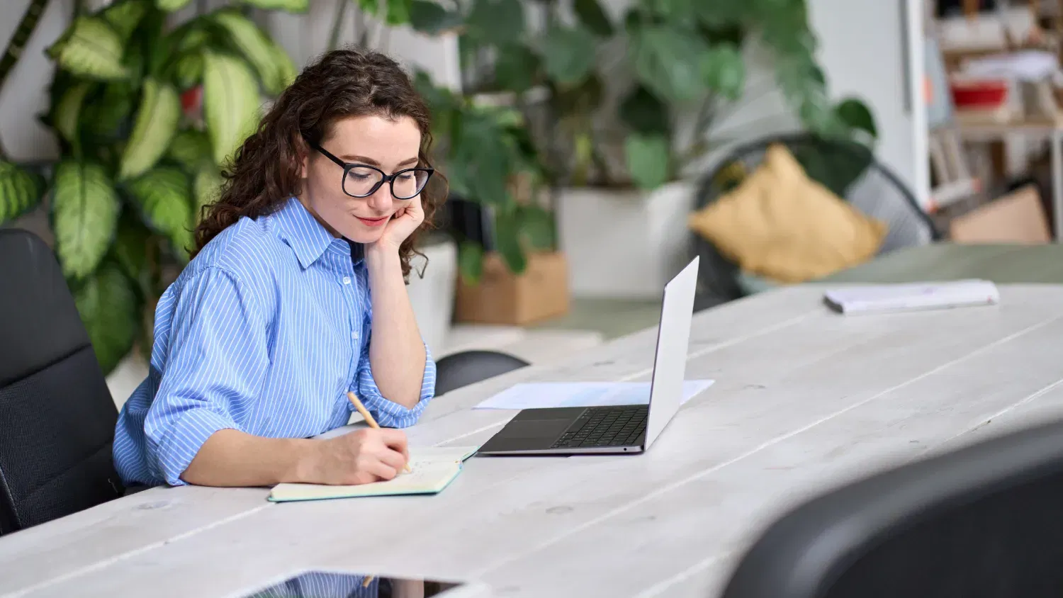 Closing the Skills Gap with Hybrid Intelligence Closing the Skills Gap with Hybrid Intelligence